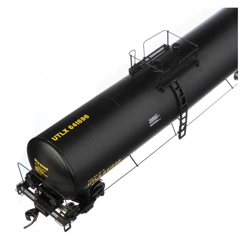 Walthers PROTO (HO) 54' 23,000-Gallon Funnel-Flow Tank Car -- Union Tank Car Line UTLX