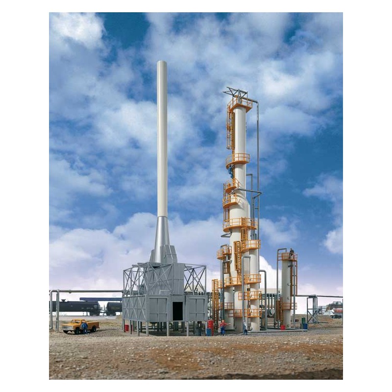 Walthers Cornerstone 3705 (HO) United Petroleum Refining -- Kit
