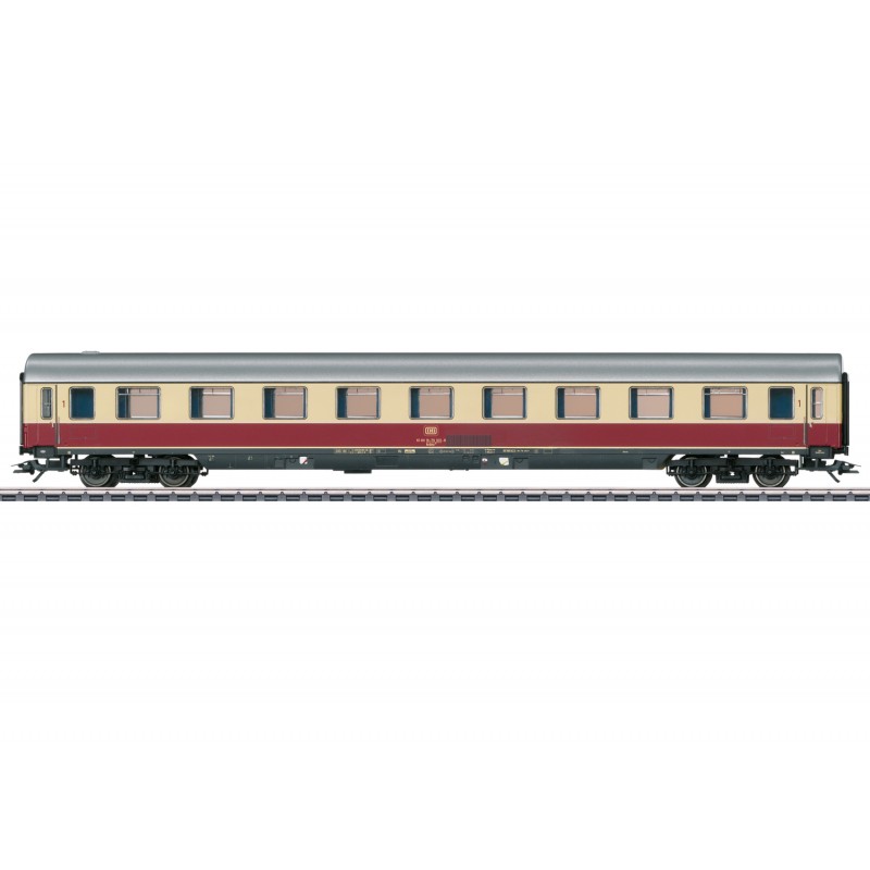 Märklin 43845 (HO) type Avümz 111 (DB) compartment car, 1st class, Era IV