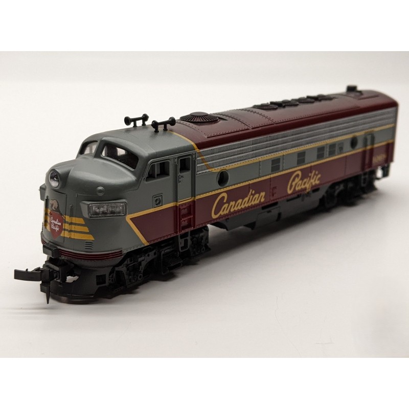 ATLAS 8306 (HO) FP-7 - Canadian Pacific / CP "Script" - standard DC ...