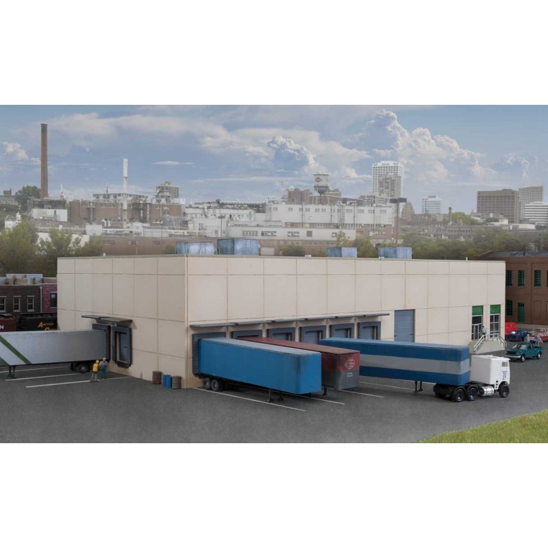 Walthers Cornerstone 3862 (N) Modern Concrete Warehouse -- Kit